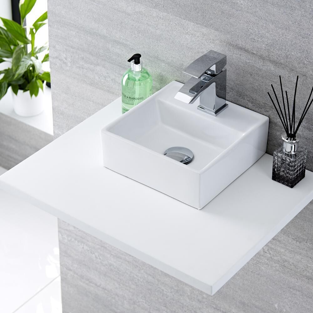 Fontein Toilet Keramiek Vierkant B.28 x D.28cm Met 1 x Kraangat Wit ...